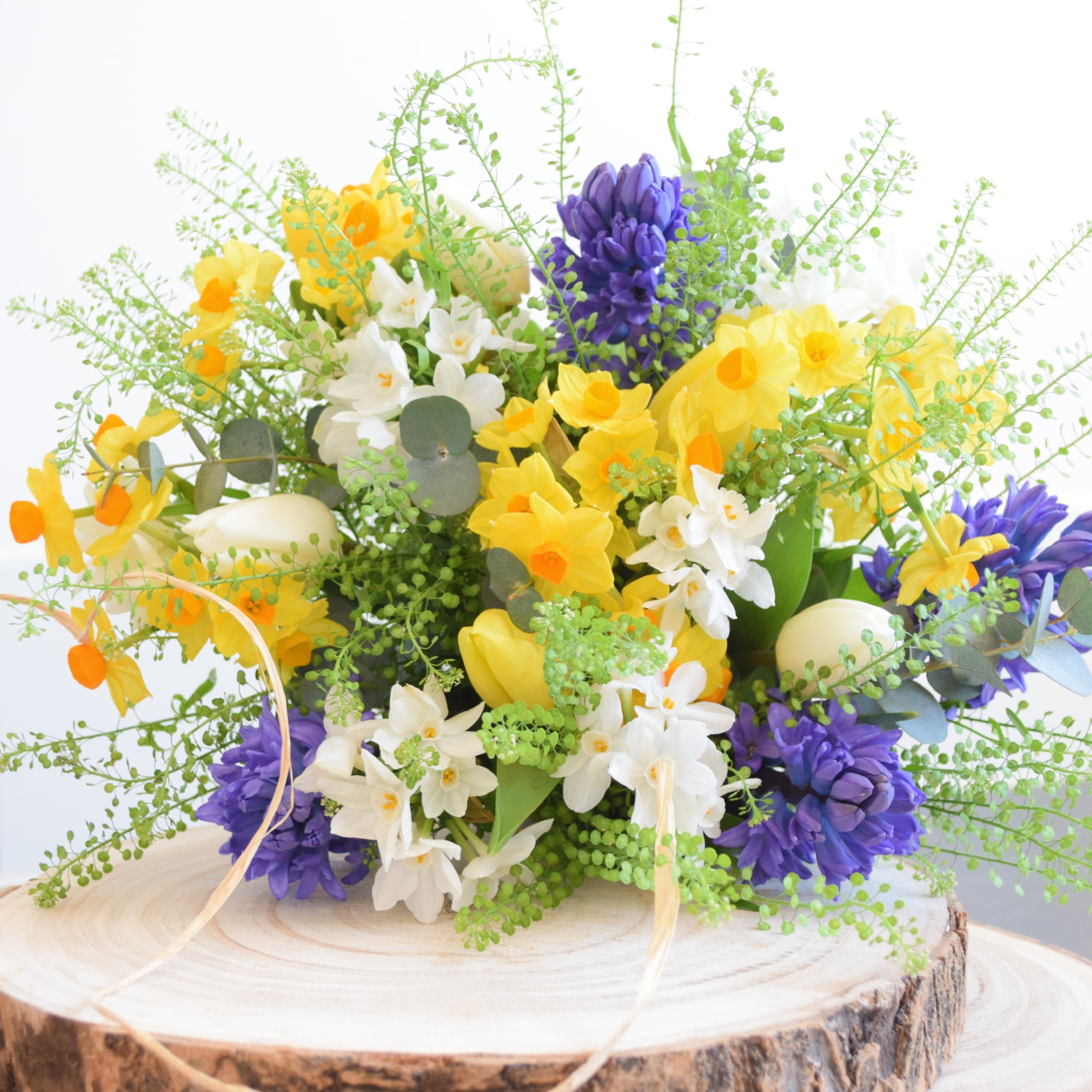 Celebrate Spring in Bloom: Discover Our Stunning Easter Flower Collect ...